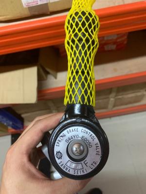 China S44Y0-E0050  S44Y0-E0050 47930-1880  Handbrake valve FOR HINO700 for sale