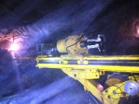 China UX1000 Underground Diamond Core Drill Rig - 1000m Depth Capacity, 75KW Power, 1275Nm Torque for sale