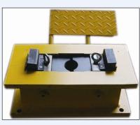 China Wireline Core Barrel Foot Clamp Deadweight Clamp and Jaws for BQ NQ HQ PQ Drill Rods for sale