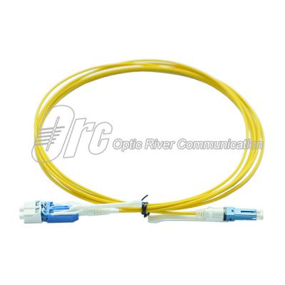 China Senko Cs Connector Fiber Optic Patch Cord Push Pull Tab For 200g Qsfp Transceiver for sale