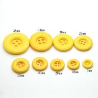 China Oeko-tex  Factory Wholesales Garment Accessories Fashion 4 Holes Plastic Button Clothing Buttons Resin Buttons for sale