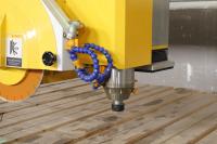 China Stone CNC Cutting Machine with 90 Degree Chamfering and 3200*2000mm Worktable Size Featuring Tilting Function for sale