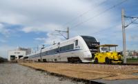 China Dual Purpose Traction Shunting Rail Cars Long Service Life Railway Road Tractors 7500KG for sale