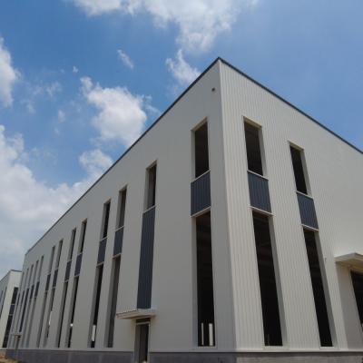 China Hot Dip Galvanized Prefabricated Steel Warehouse 50 Year Lifespan for sale