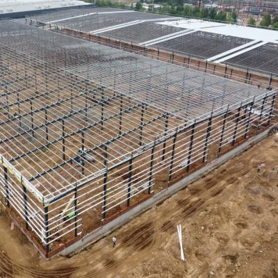 China Prefabricated Steel Structure Workshop with H-Section Beams 50-Year Lifespan for sale