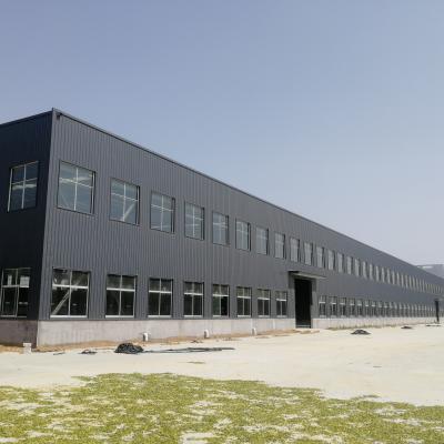 China Prefab Steel Structure Warehouse with H-Section Beams and Sandwich Panels for sale