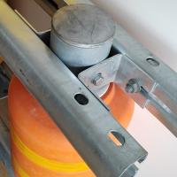 China ISO Certified Q235 Q345 EVAl Hot Dip Galvanized Barrier Road Safety Roller Barrier for sale