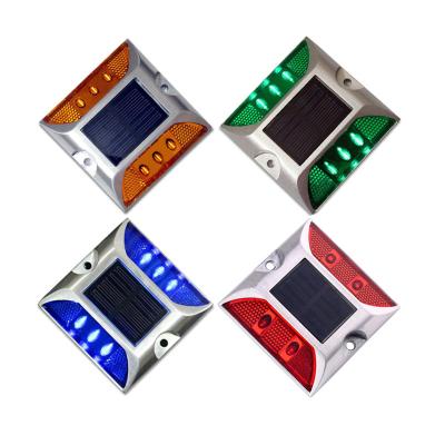 China Road Cone Sign Aluminum LED 30T Resistance Led Solar Reflective Road Stud for Highway for sale