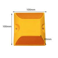 China CE ISO9001 Approved 20mm High Reflective PMMA Lens Plastic Road Stud Reflectors Road Markers for sale