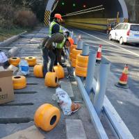 China Expandable Anti Crash Guardrail Safety Highway Roller Barrier for Road Traffic Safety for sale