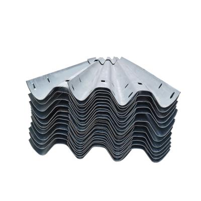 China Custom Color Galvanized W Beam Guardrail Traffic Barrier for Outdoor Security and Sale for sale
