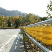 China CE CCC RoHS FCC Certified Road Traffic Safety Roller Barrier with EVA PU Material for sale