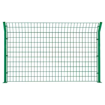 China Outdoor Galvanized Barbed Wire Fence with Double Twisted Design and Wooden Spool for sale
