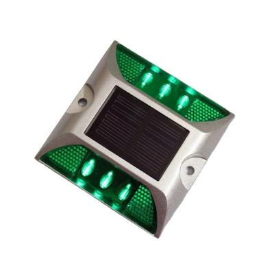 China Traffic Safety Cat Eye Aluminium Road Stud with Red Color and PC Material for sale
