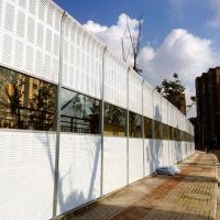 China Road Noise Barrier with Aluminum Panel Sound Insulation Screen and Isolation Barrier for sale