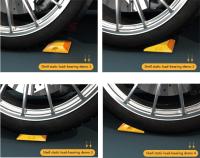 China CE ISO9001 Certificate Plastic Cat Eye Road Reflector Road Stud for Traffic Safety for sale