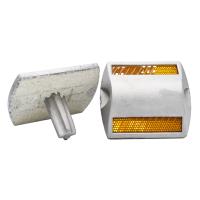 China High Durability Cast Aluminium Cat Eye Road Stud for Glass Roadway Safety for sale