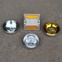 China Highway Glass Cat Eye Road Stud for Road Safety Reflector on Highways and Highways for sale