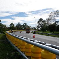 China Highway Used PU Foam/EVA Anti-Corrosion Roller Barrier with ISO9001 2008 Certificate for sale