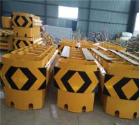 China Customized Q235 Q345 Crash Cushions for Cars Road and Highway Barrier for sale