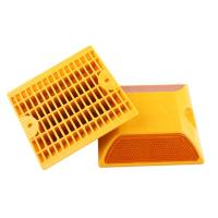 China Road Safety Reflective Tape Square Road Stud with Yellow LED Color and 10cm-25cm Size for sale
