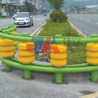 China Roadway Traffic Safety Roller Crash Barrier Steel Barrier ISO9001 2008 Certified for sale