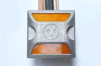 China Reflective Tape Cast Aluminum Square Road Spike LED Road Stud for Highway Road Safety for sale
