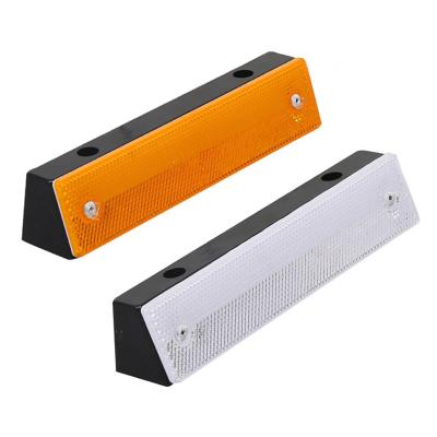 China Road Safety Guardrail Reflector in Customized Color PVC for Highways and Road Safety for sale