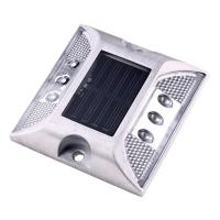 China Road Safety Square Cast Aluminum Reflective Road Stud in Weather-resistant Material for sale