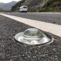 China Cat Eye Solar Flashing Light Glass Road Stud for Highway Traffic Safety in G105 for sale