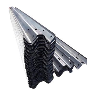 China Galvanized W Beam Highway Guardrail with CE/BV/ISO Certificates and AASHTO M-180 Standard for sale
