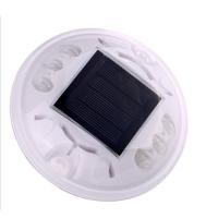 China Durable Plastic Reflective Round Road Stud with Road Traffic Safety Warning Function for sale
