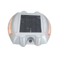 China Solar Flashing Light Road Studs For Highway With Aluminum Material For Roadway Safety for sale