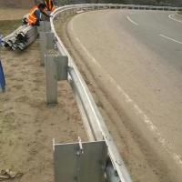 China Road Traffic Safe H Post for Security Zinc Coated Galvanized Steel Highway Guardrail for sale