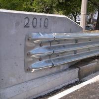 China Customized Zinc Coating Highway Guardrail W-Beam Hot Dip Galvanized Powder Coated Steel for sale