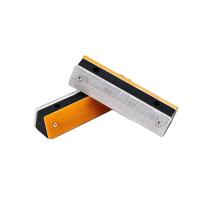China Aluminium PC Material Traffic Safety Solar Road Stud Reflectors 100*100*20mm for Roads for sale