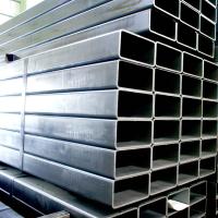 China Crowd Control Barrier Fence 4x4 Galvanized Square Metal Fence Post for Roadway Safety for sale