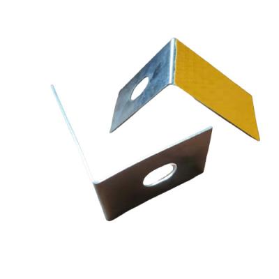 China Roadway Safety Warning Function High Brightness Aluminum Light Marking Reflector Made for sale