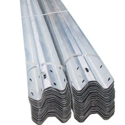 China Road Traffic Safety Steel Highway Guardrail with ISO9001 2008 Certification for sale