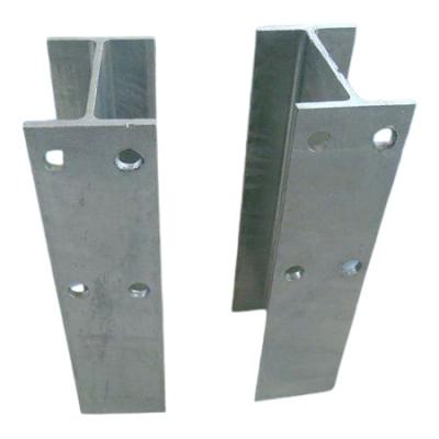 China Highway Guardrail Used H Post Made In for Roadway Safety and Powder Coating for sale