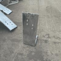 China Anti-corrosion Galvanized Metal Flange Post for Roadway Safety and Reliability for sale