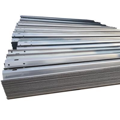 China Customized Traffic Road Steel Barrier Highway Safety Standard Size Three Waves Beam GS2 Guardrail for sale