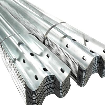 China Q235 Q345 Customized Hot DIP Galvanized Road Barrier Traffic Safety Highway Guardrail for sale