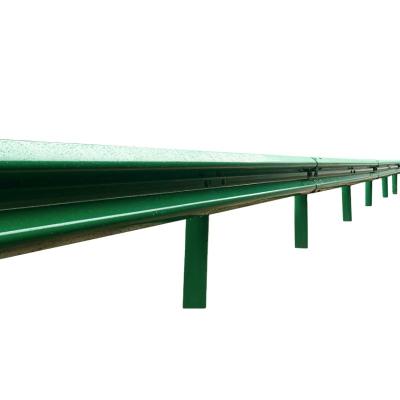 China Customized Zinc Coating Hot Dipped Galvanized Highway Guardrail Traffic Barrier Exported to Europe for sale