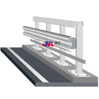 China Shandong's Highway Steel Fence The Perfect Solution for Roadway Safety for sale