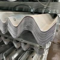 China Customized Q235 Q345 Anti-Collision Highway Guardrail Rails Rail Guards Traffic Barrie for sale