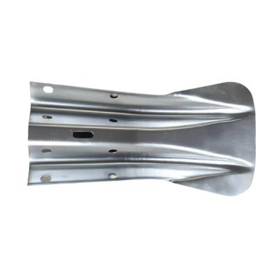 China Roadway Safety S235jr Galvanized Steel Highway Guardrail with Steel Fishtail Terminal End for sale