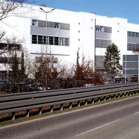 China Roadway Safety Corrugated Beam Steel Highway Guardrail with Z Post for African Market for sale