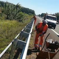 China Galvanized Steel Highway Safety Guardrail Traffic Crash Barrier for Customer Requirements for sale