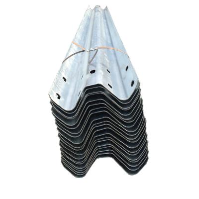 China Road Traffic Safe Galvanized Steel Highway Guardrail System with Q345 Strip Steels for sale